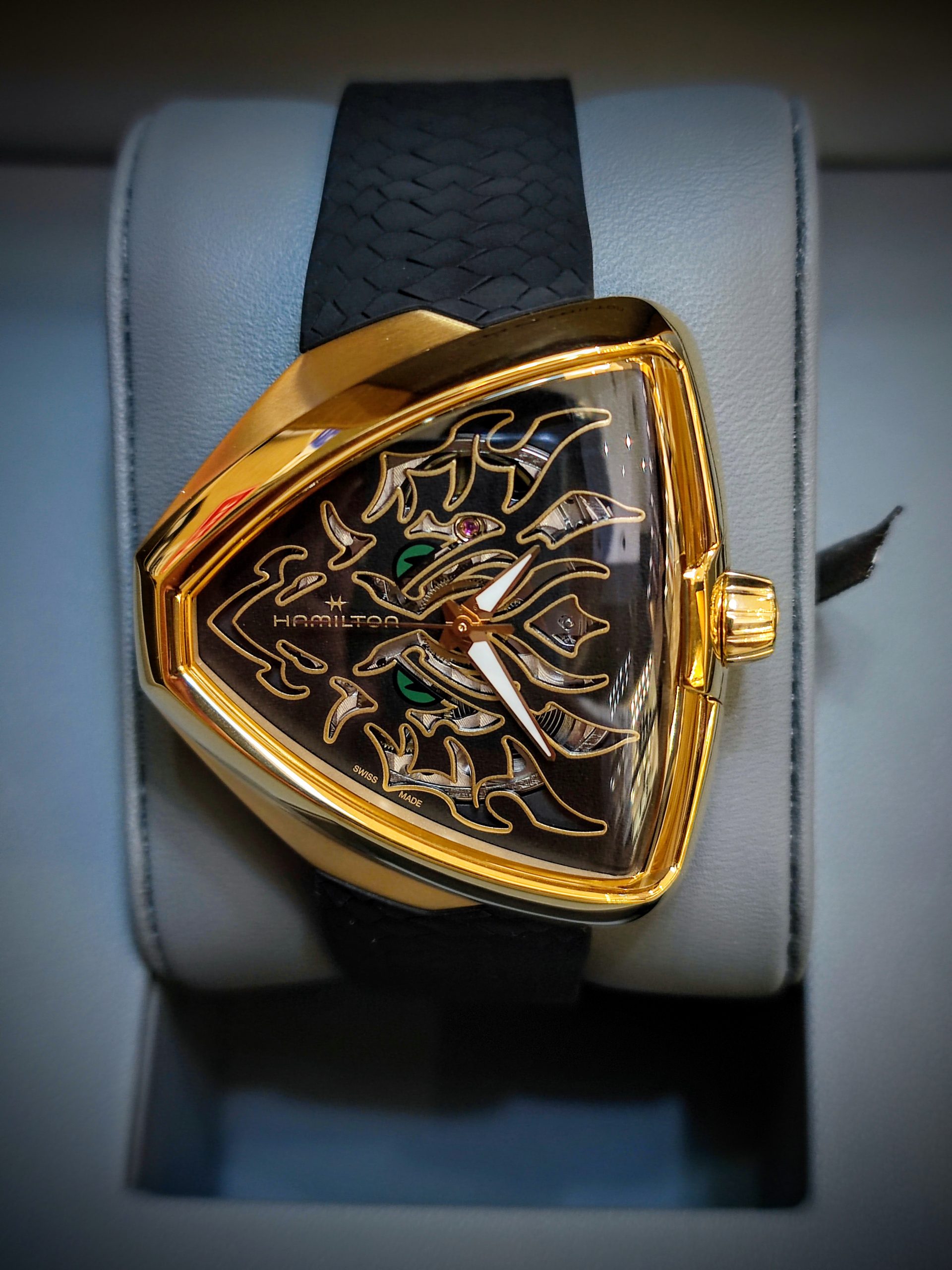 HAMILTON VENTURA ELVIS80 SKELETON AUTO DRAGON DIAL 42.5MM H24525332 ...